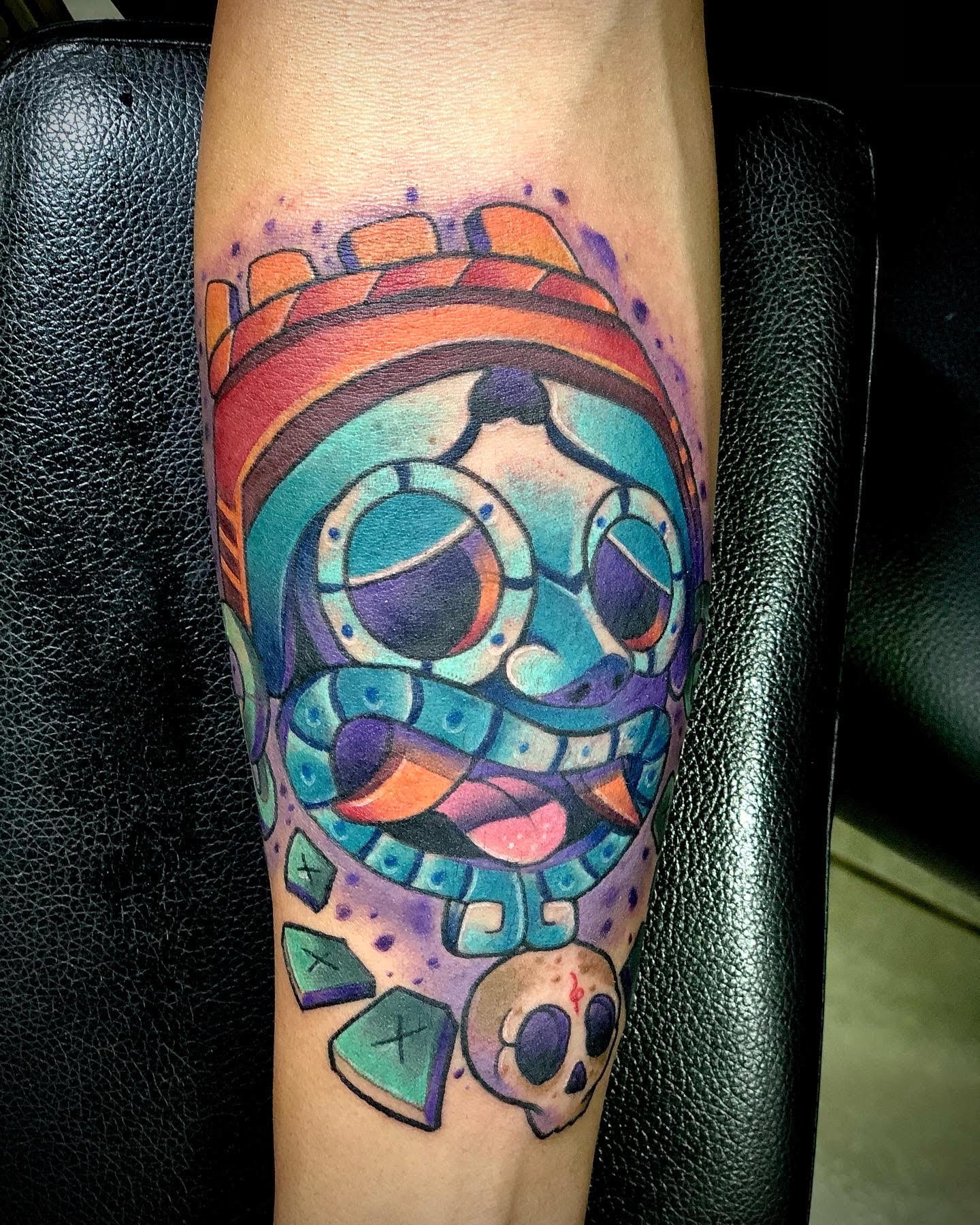 Neo-traditional tattoo: meaning and tattoo ideas