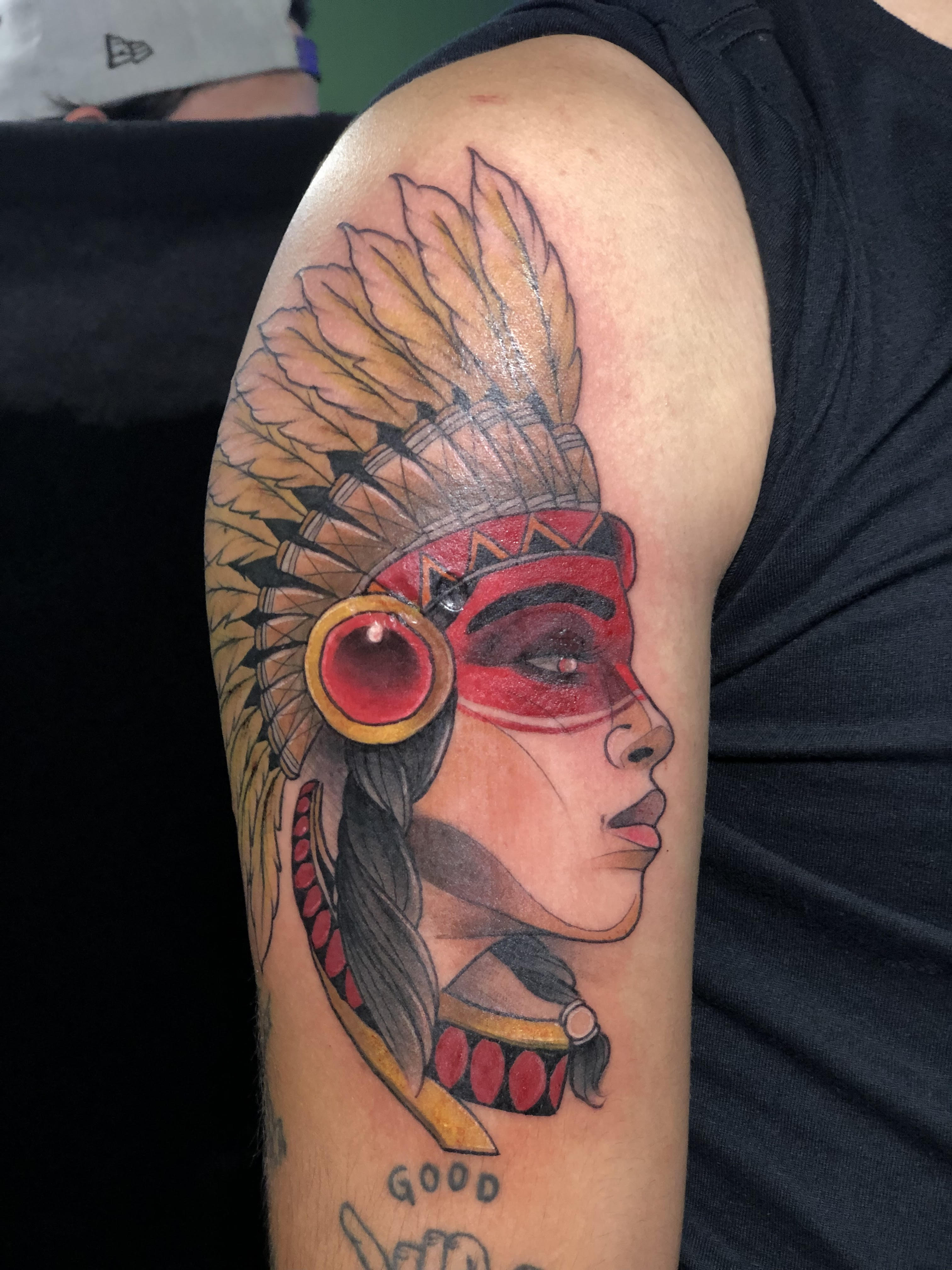 Neo-traditional tattoo: meaning and tattoo ideas