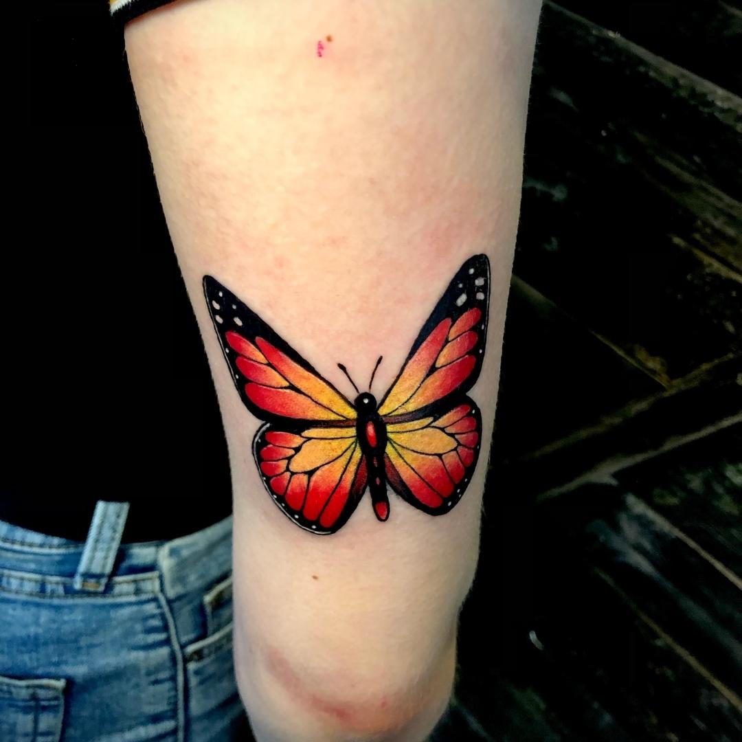 Insect tattoos: symbolism and tattoo ideas
