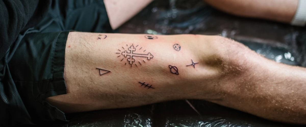 Redness on a tattoo: 9 tips from tattoo artists
