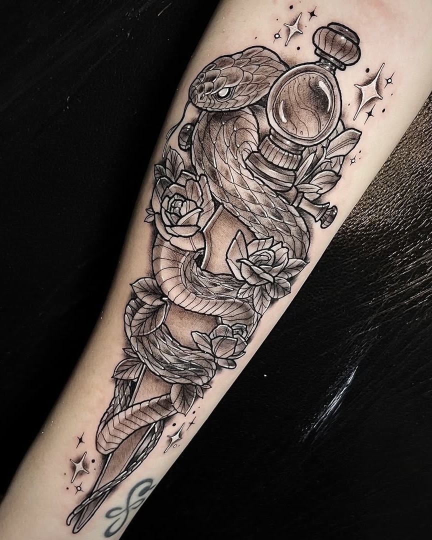 Pandora Tattoo Artist - The Black Hat Tattoo