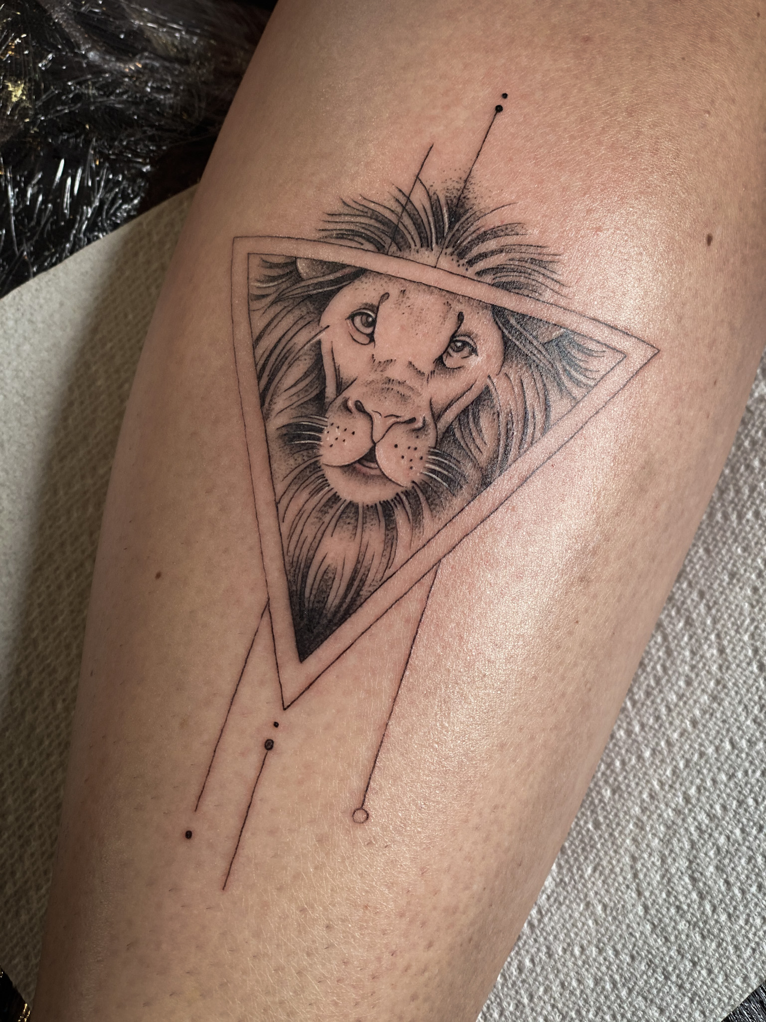 Fine line tattoo : trends & ideas for fine tattoos in Dublin