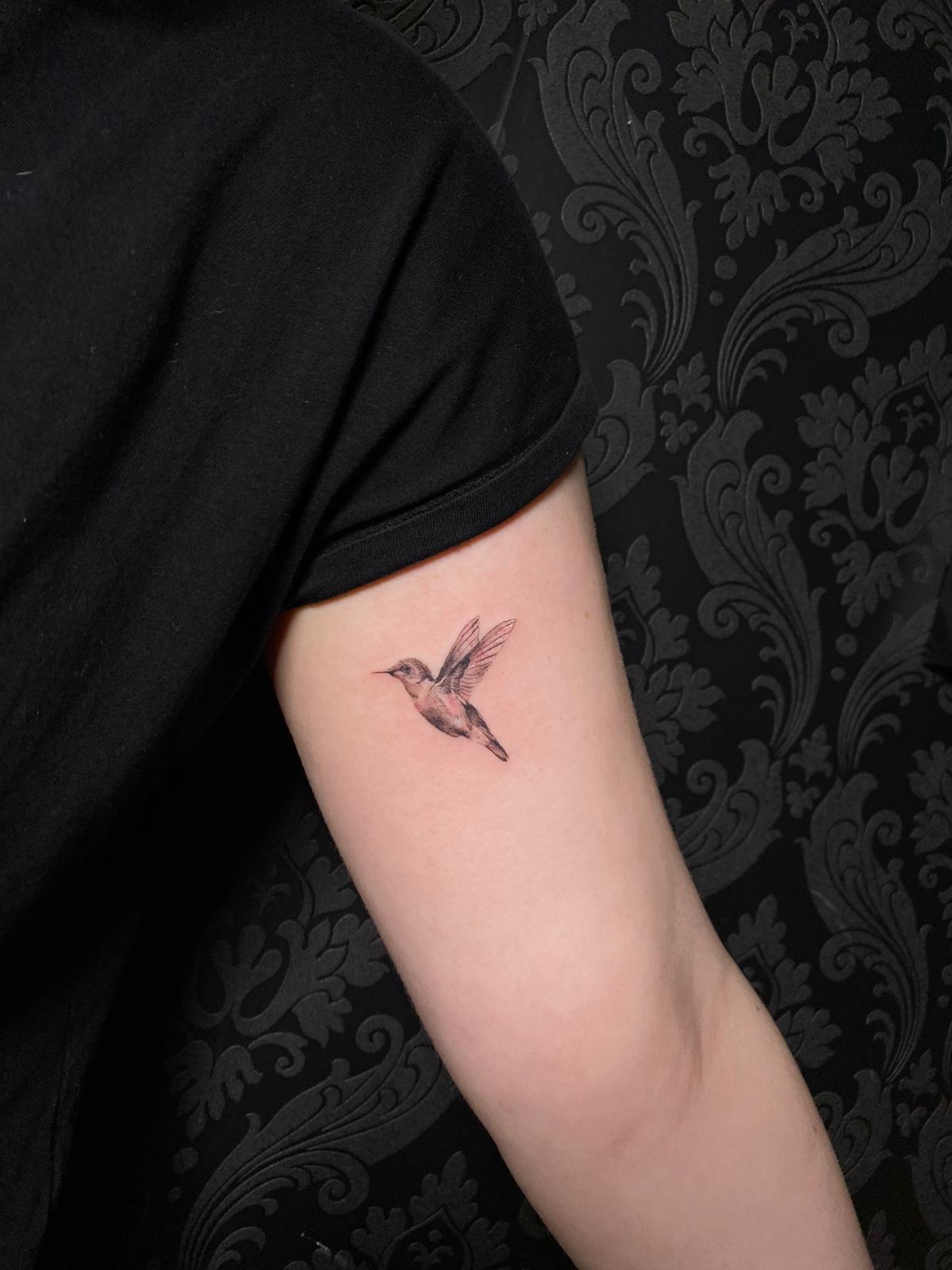 Bird tattoos : Meaning & Flying Creature Tattoo Ideas in Dublin