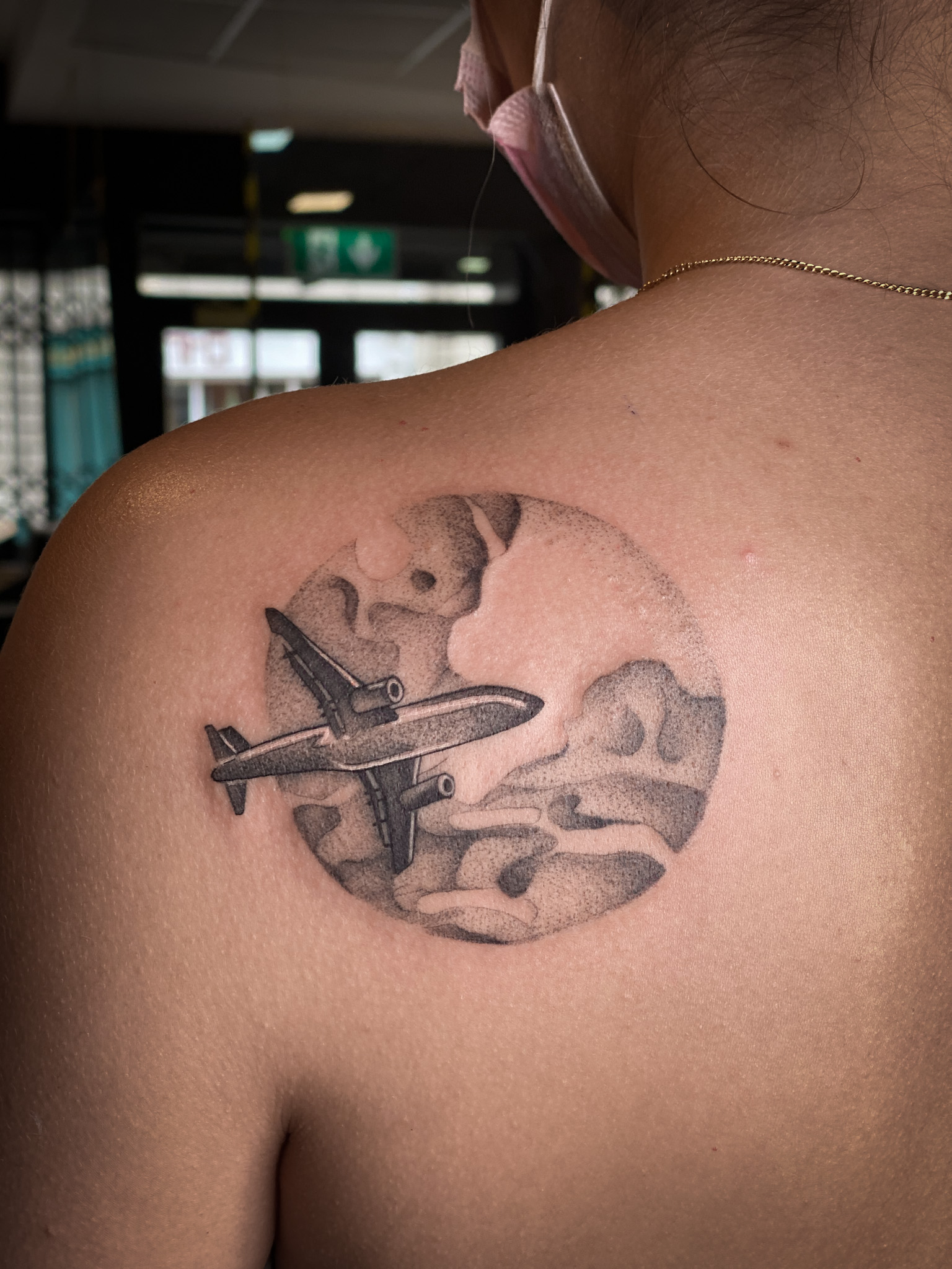 Dotwork style: what is a minimalist tattoo